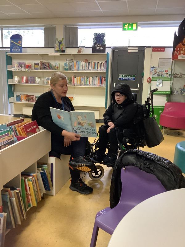 Ashgate Specialist Support School: Library visit