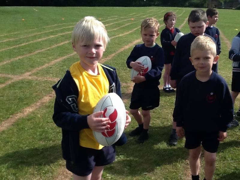 Longton Primary School: The bears have fun playing rugby!